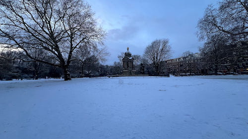 Sneeuw in Amsterdam: Rijkswaterstaat adviseert woensdag thuis te werken ...